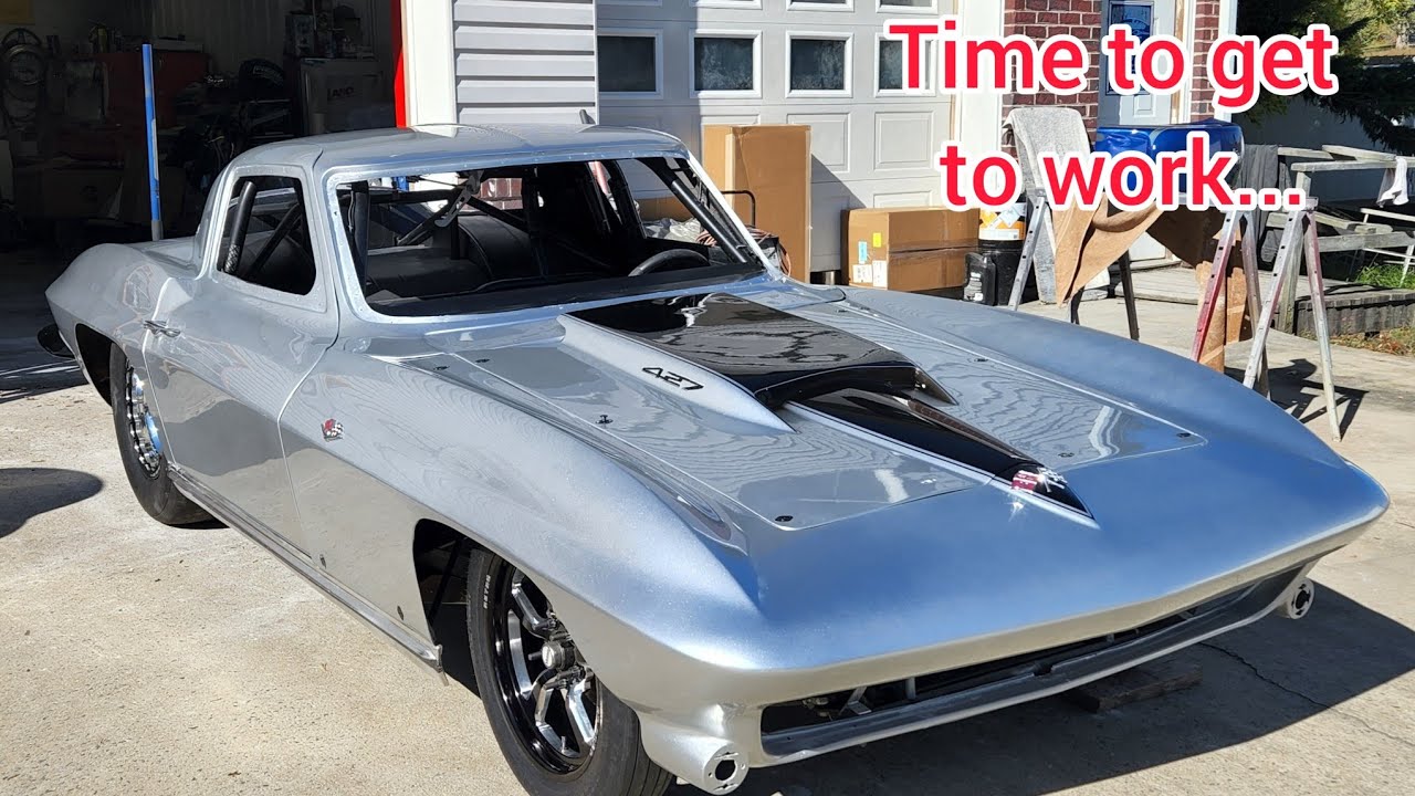 Split Window Corvette Stick Shift Build EP:2 | Dropping The Engine In ...