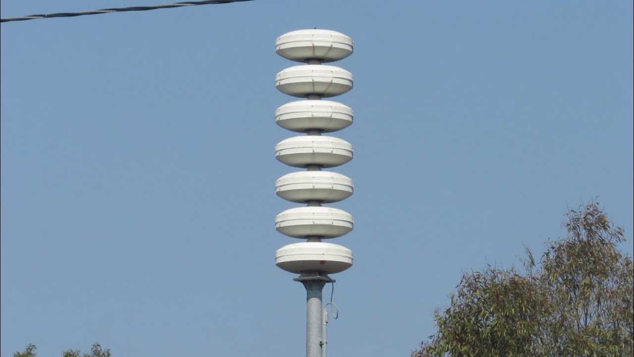 Federal Signal Modulator 6048 (Westminster chimes + custom timed attack ...