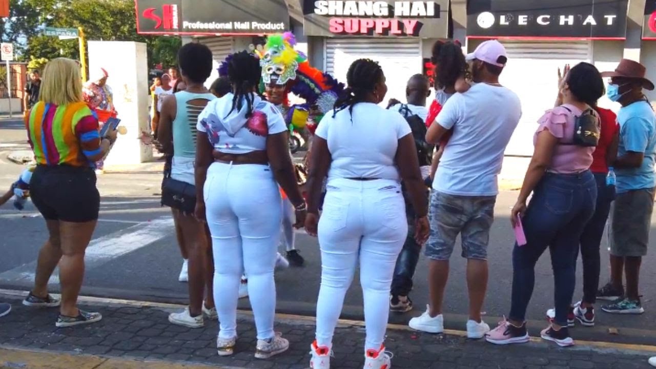 WHAT IT'S LIKE TO PARTY IN DOMINICAN REPUBLIC - YouTube