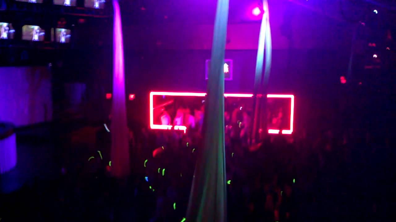 Club Rain @ the Palms las Vegas - YouTube