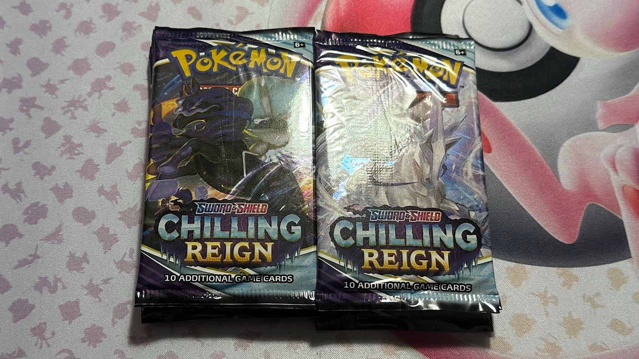 OPENING POKÉMON CHILLING REIGN PACKS - YouTube
