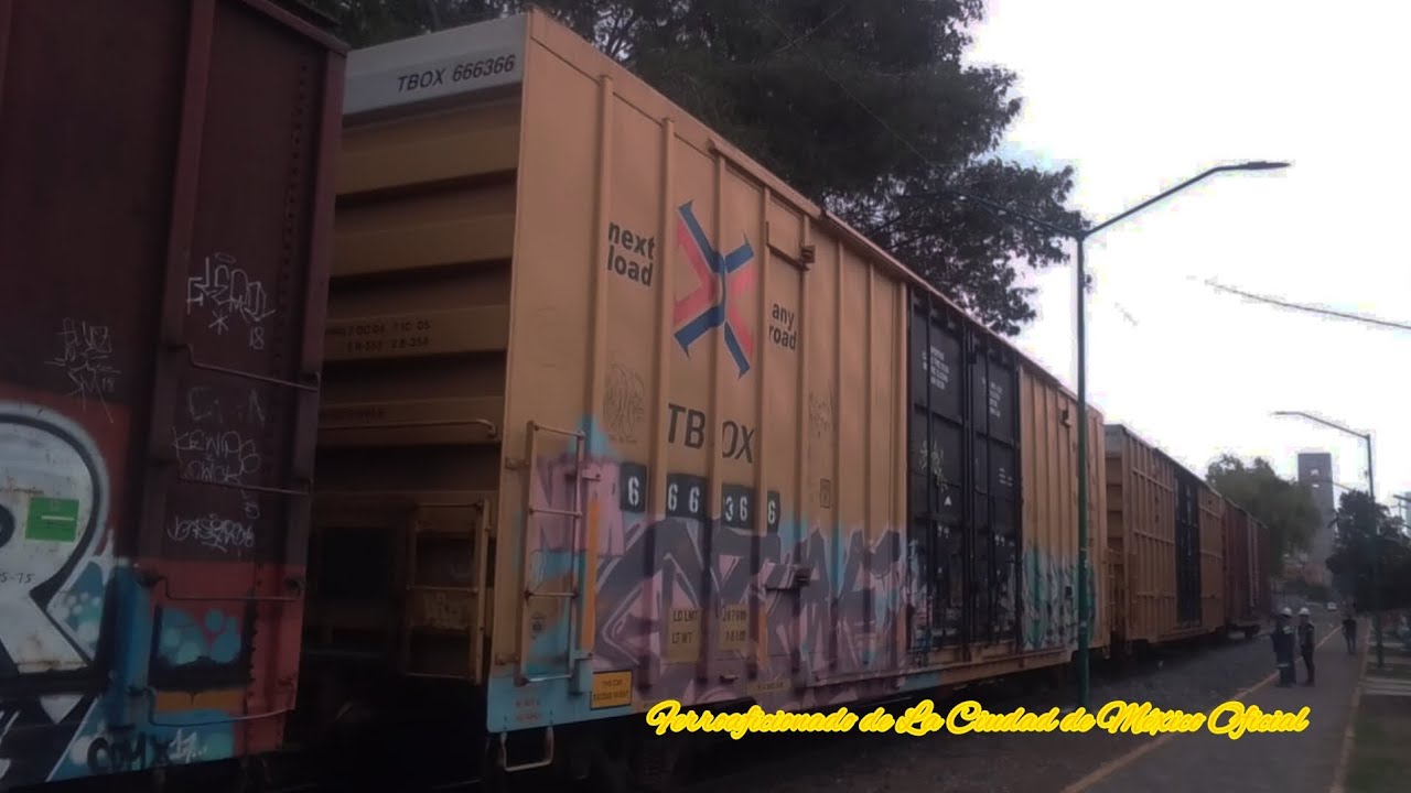 HLCX EMD GP40-2 4208-4219 con el Servicio Julia de Ferrovalle En la Sal ...