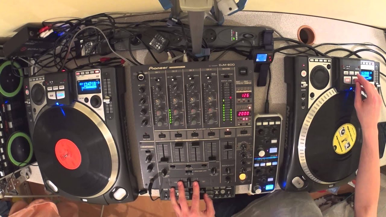 Numark CDX - disco dance '90 & 2000 practice - YouTube