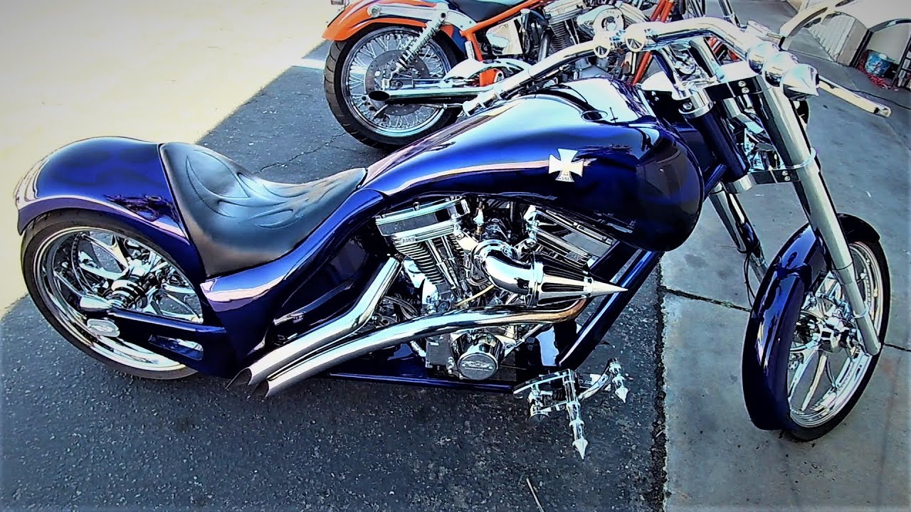 MGS custom chopper! Radical motorcycle! Listen to the pipes! Check out ...