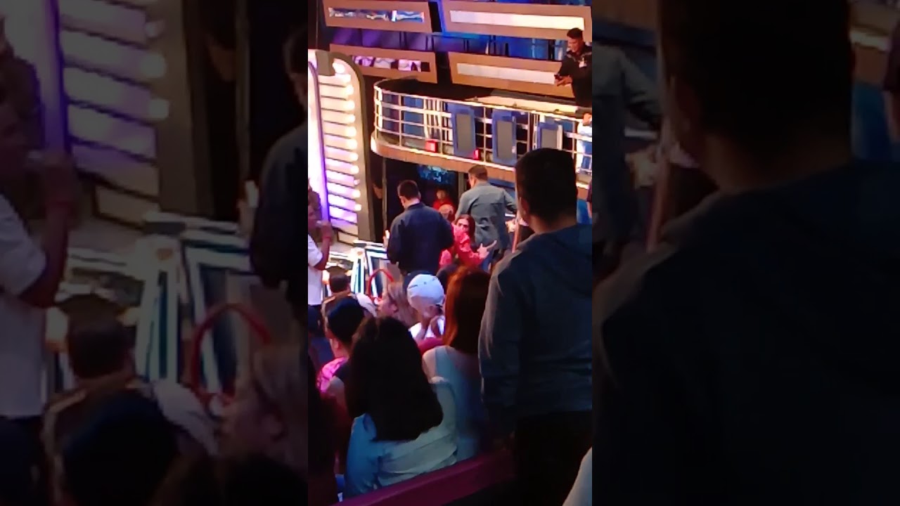 Showtime studio - YouTube