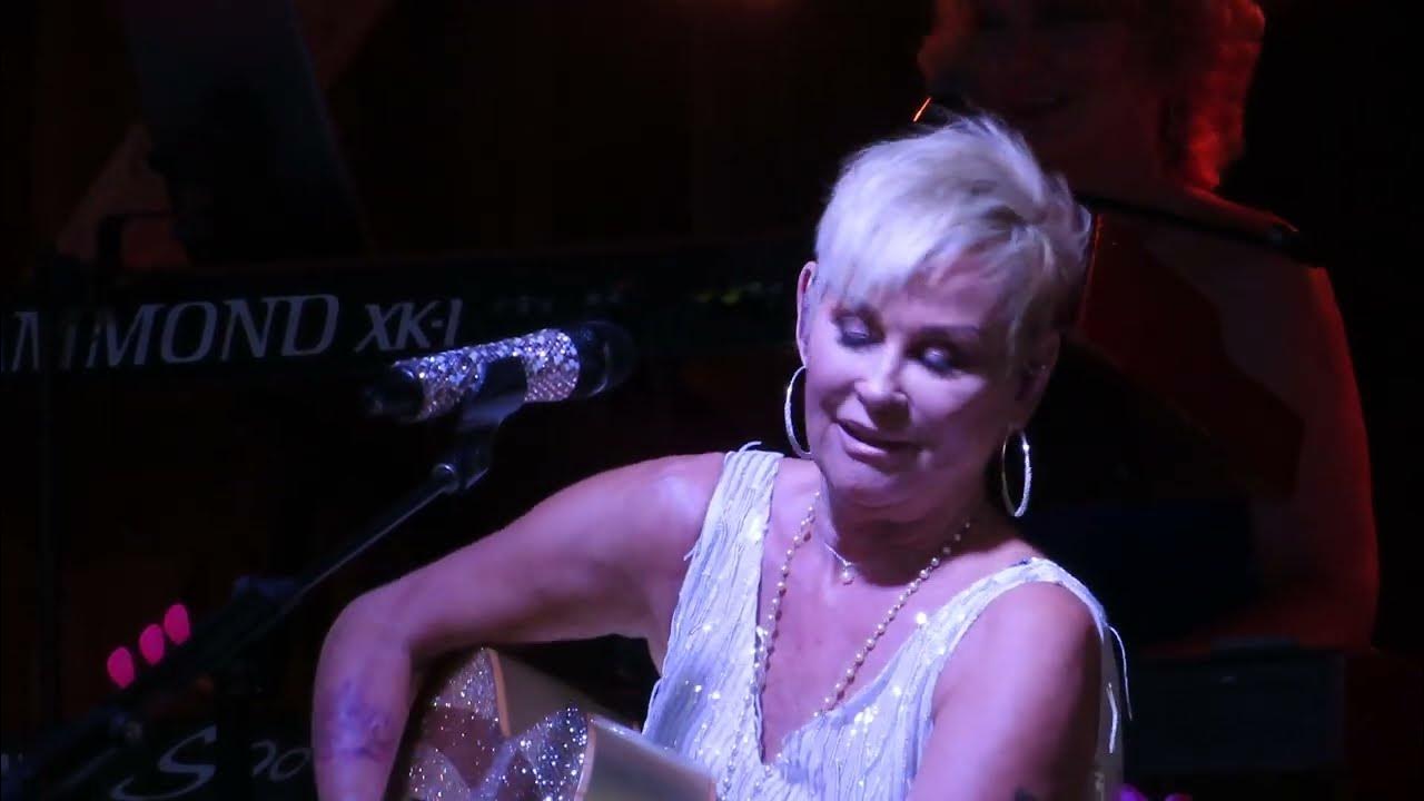Lorrie Morgan - Essex, Vermont - "Except for Monday" - YouTube