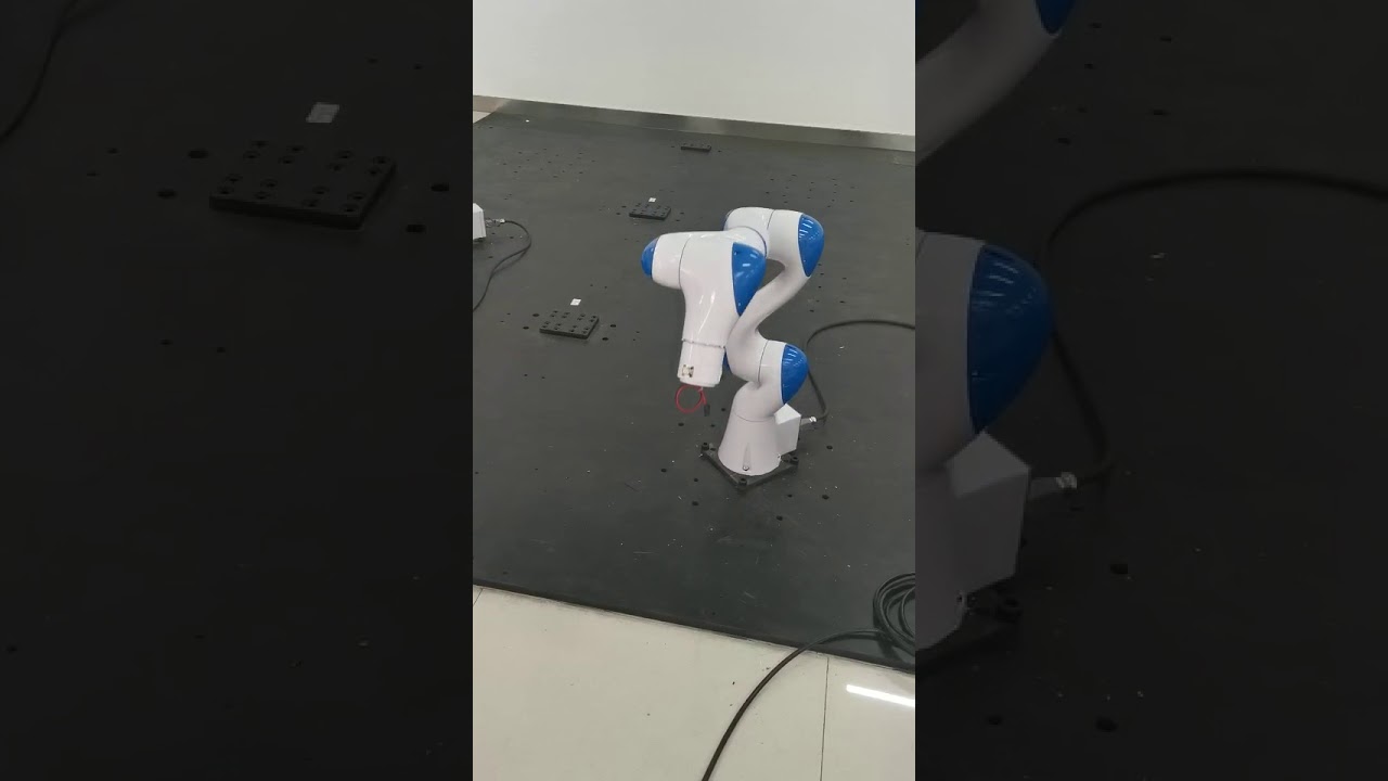 HNC Collaboration Robot - New Mode - YouTube