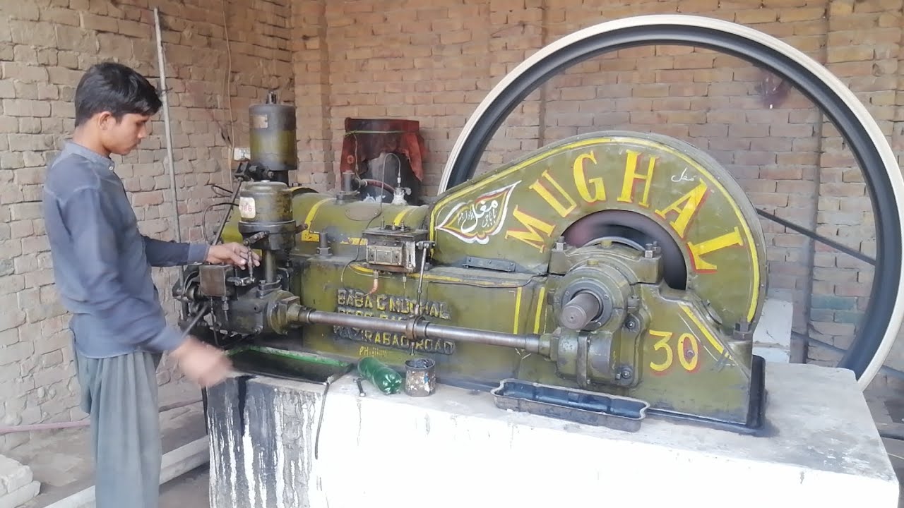 Old black diesel engine model 1993 Ata Chakki amazing starting - YouTube