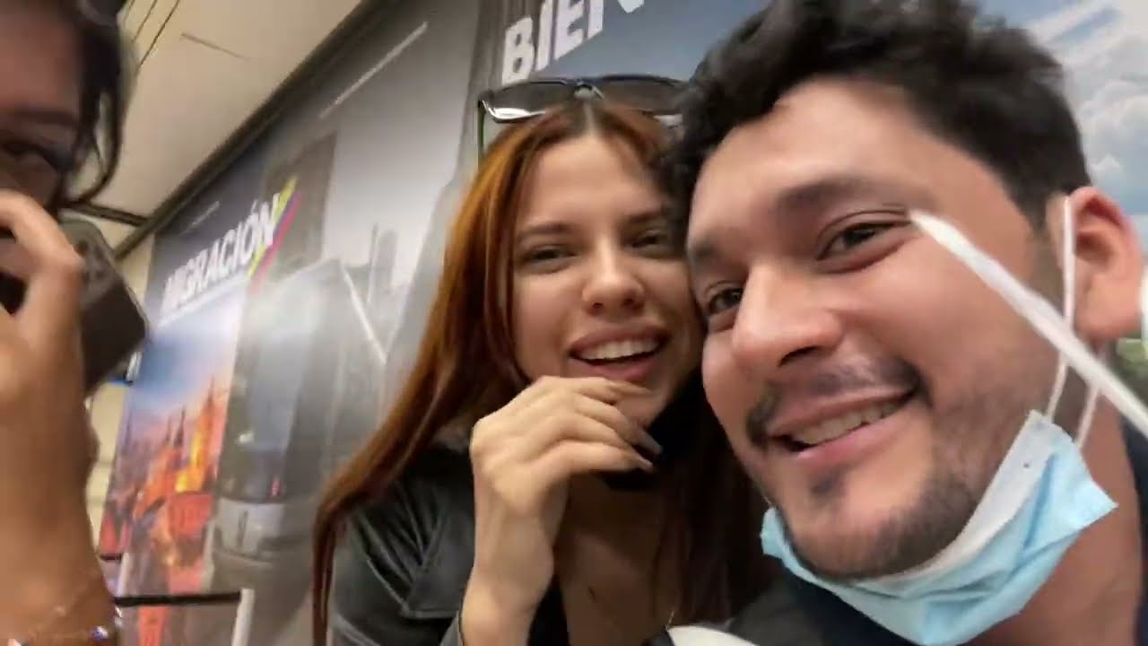 Al fin me fui a Medellín con Lupita Peach y la Romo - YouTube