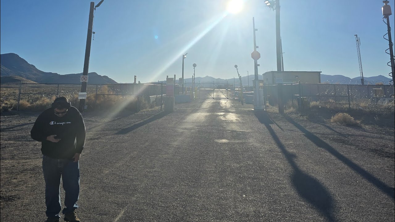 North Gate of Area 51, also known as the Rachel Back Gate. - YouTube