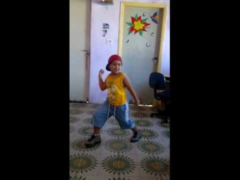 ricardo dançando kinect