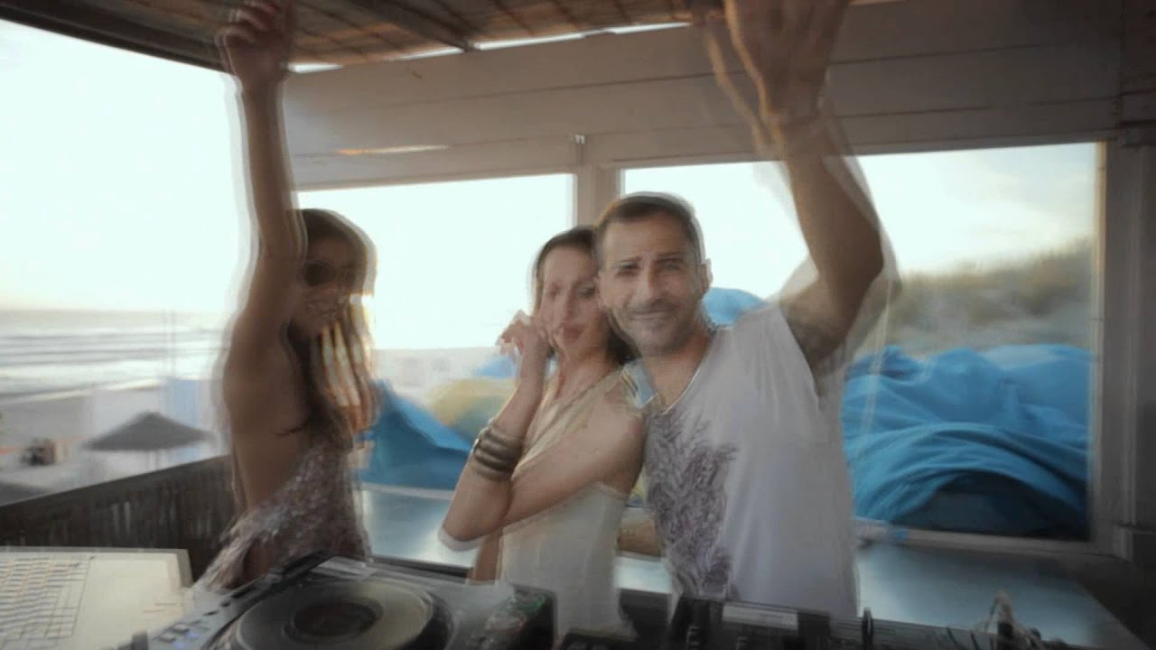 Diego Miranda & Villanova ft Liliana Just Fly TETA - YouTube