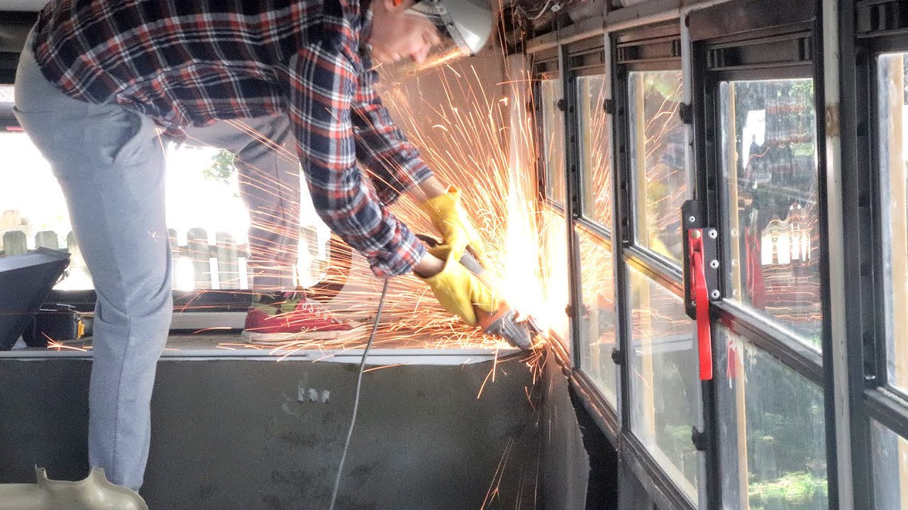 Bus Conversion: The Build ep. 4 - Sparks Are Flying (Side Panel Removal ...