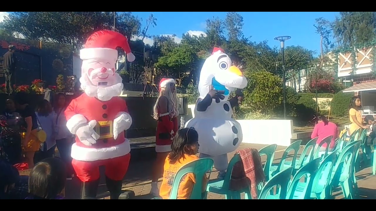 #olaf entertainment #005 during christmas 2023 #mime #cosplay of Baguio ...