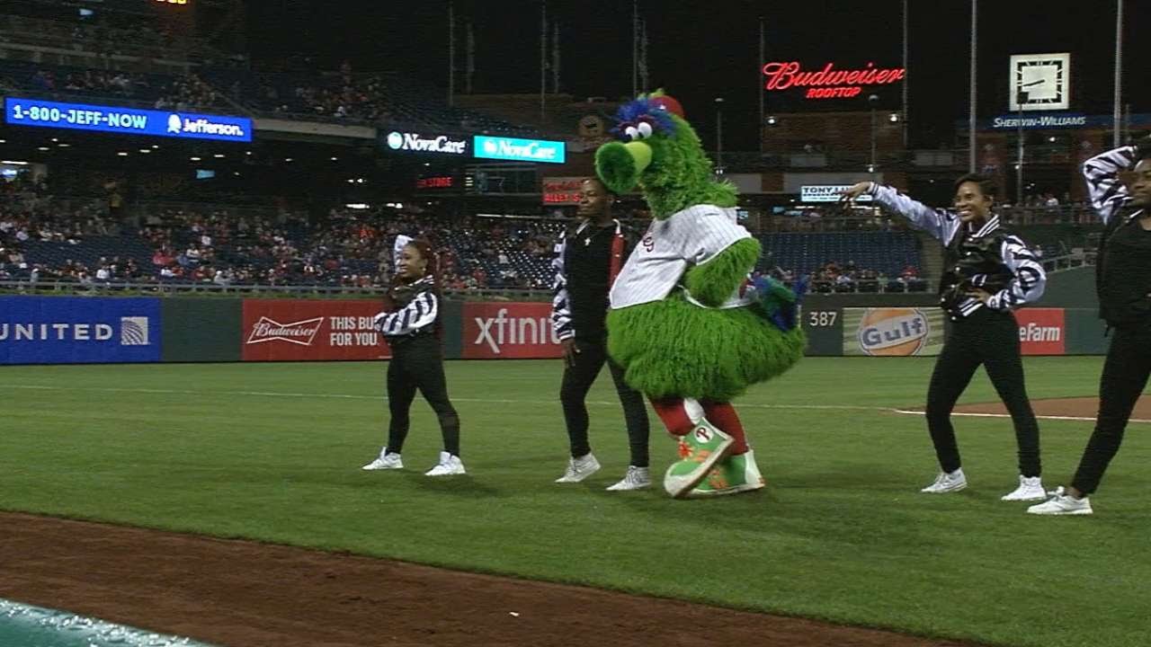 Phanatic shows off some of his dance moves - YouTube