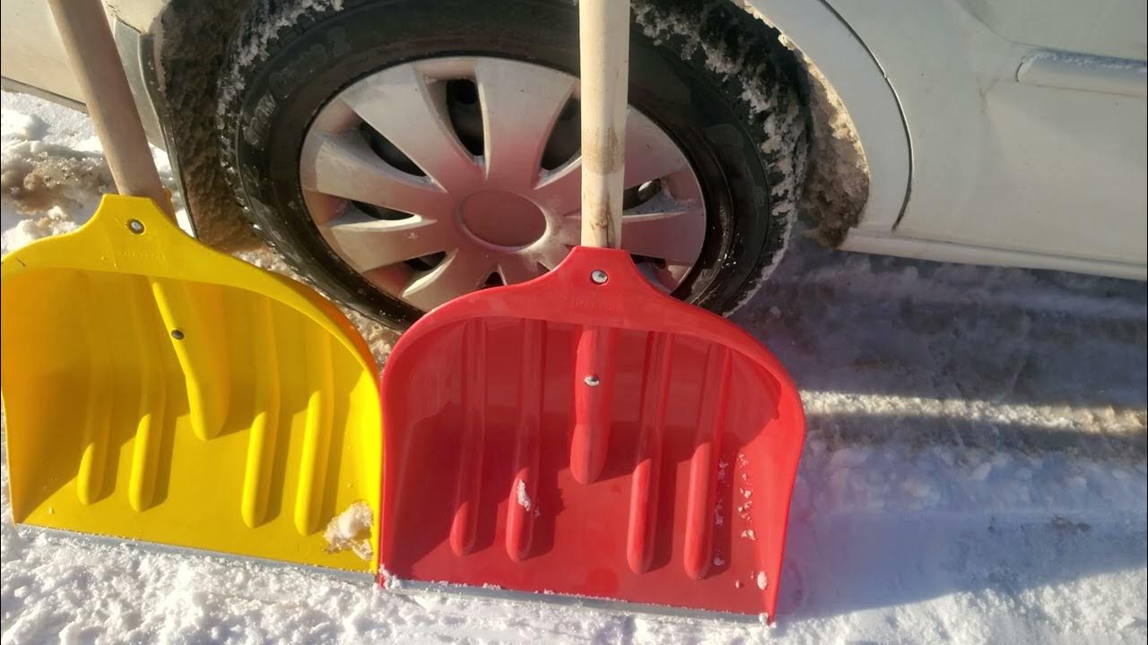 Лучшие лопаты для уборки снега средней ценовой категории, недостатки ...