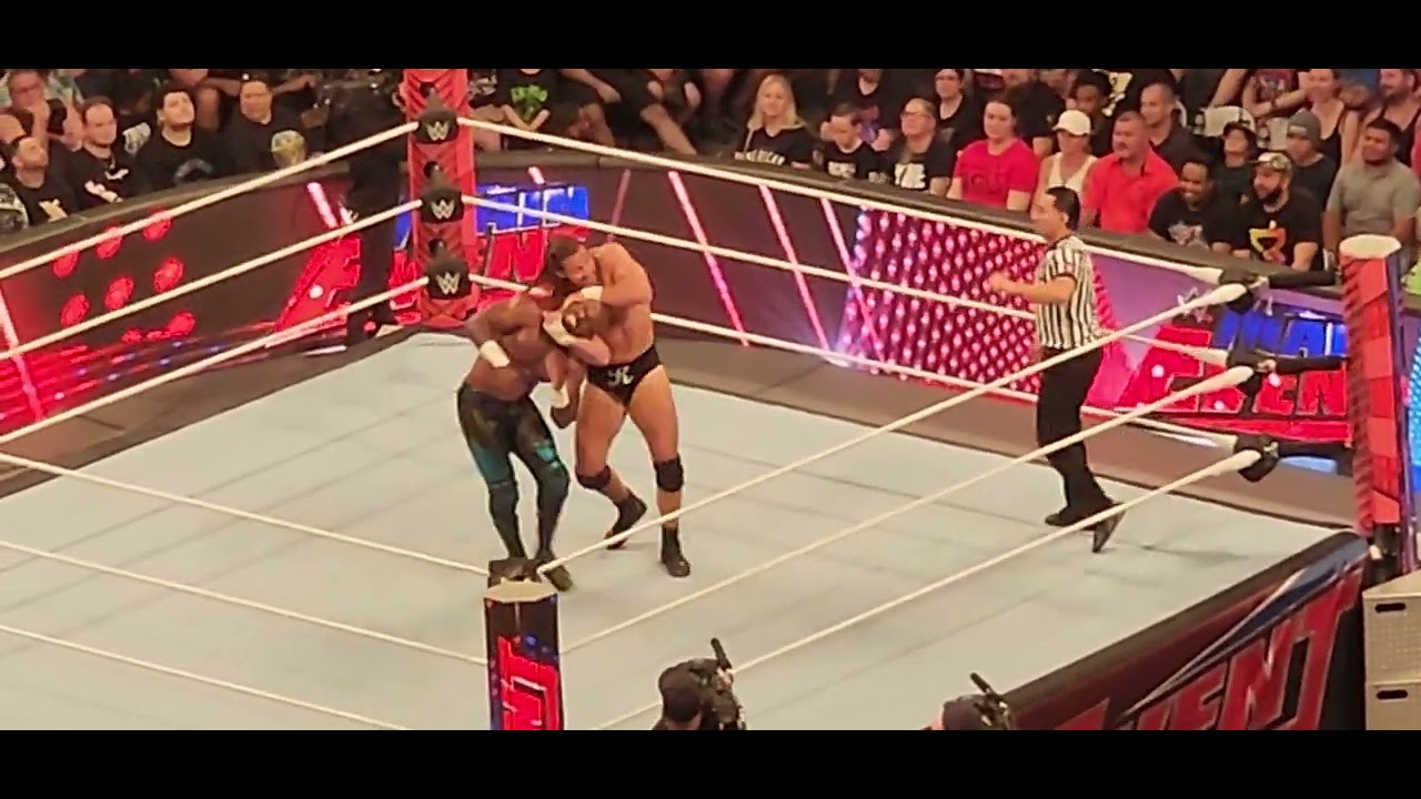 Late stages of Main Event match between Apollo Crews & Riddick Moss ...