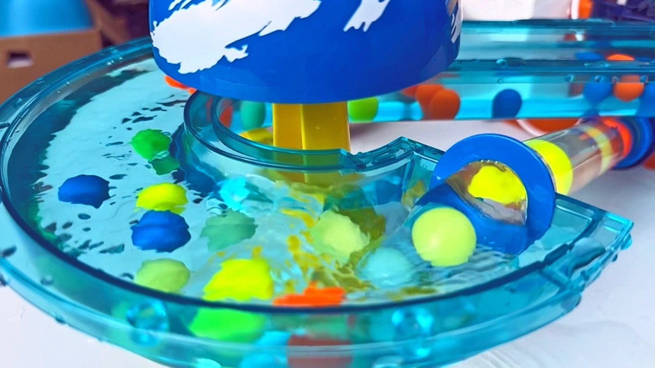 Somen Noodles Twist and Turn☆Endless Loop Water Slide‼ Water Sounds and ...