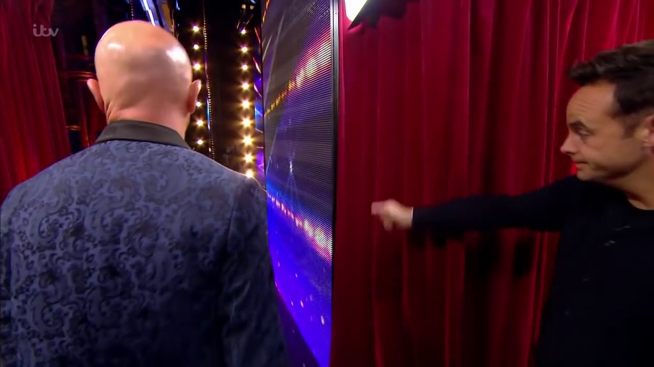 Jon Courtenay's first audition on Britain's Got Talent 2020, S14E02 ...