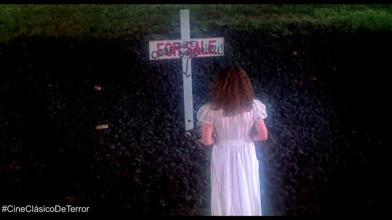 Visitando la tumba de Carrie | "Carrie" (1976) #CineClásicoDeTerror ...