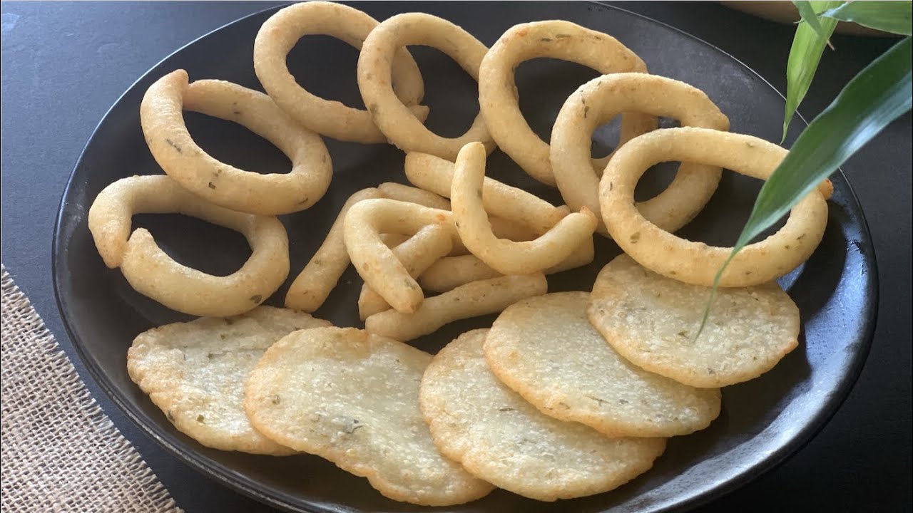 Mosaru Kodubale | Curd Rings Recipe | Peragu Chegodilu | Thayir Kola ...