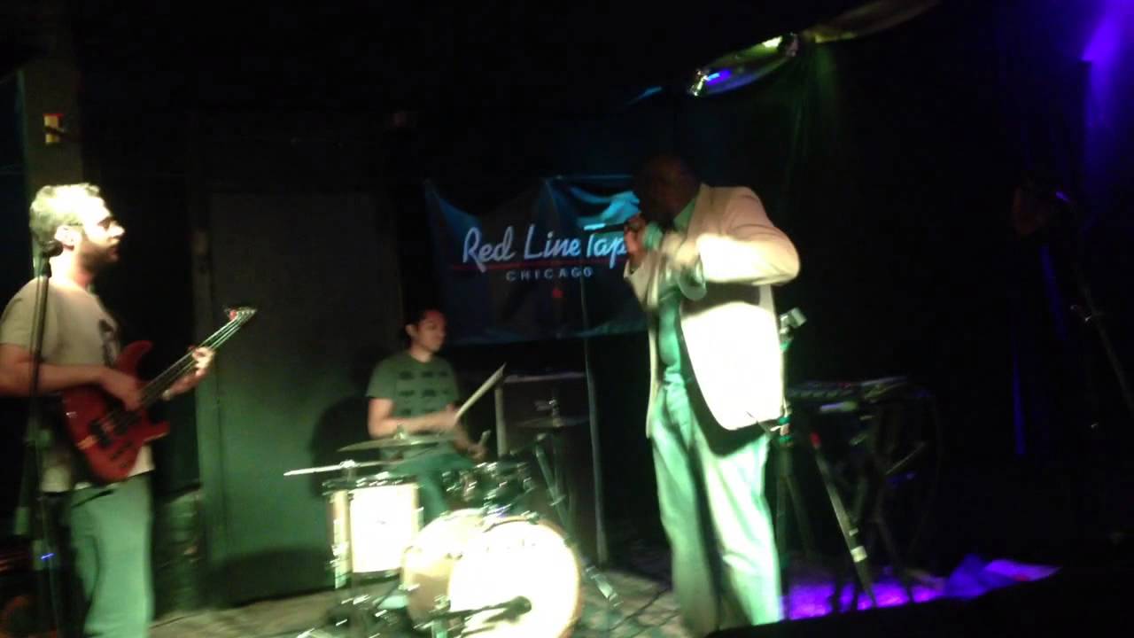 PSA Jay Z cover by Ivo Okafo live red line tap chicago - YouTube