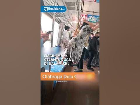 Aksi Nekat Emak emak Gelantungan di Dalam KRL Ngaku Olahraga agar Sehat, Sempat Usir Penumpang ...
