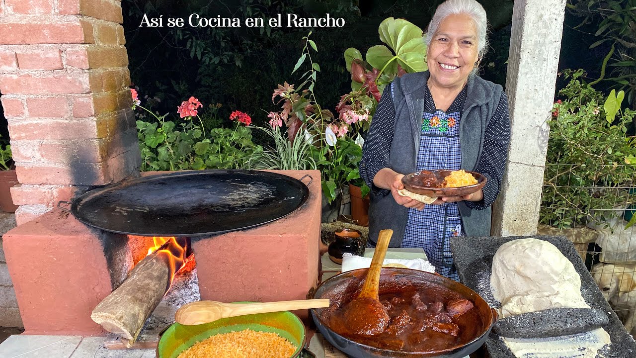 Asado de Puerco Comida Mexicana Así se Cocina en el Rancho - YouTube