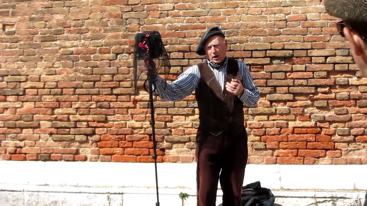 old man singing opera - YouTube