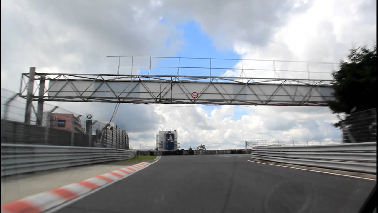 Nurburgring Nordschleife CRASH / ACCIDENT first corner ( 1080p ) - YouTube