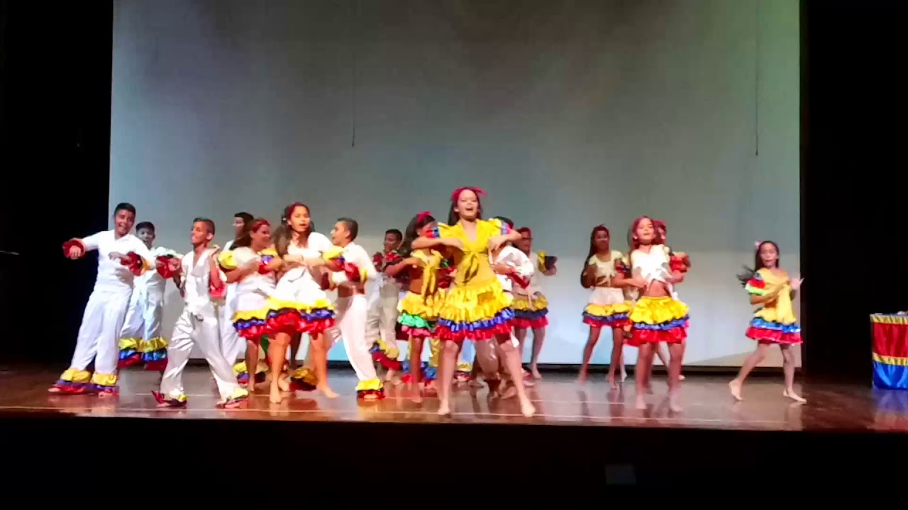 El mejor baile... Versión mapale - YouTube