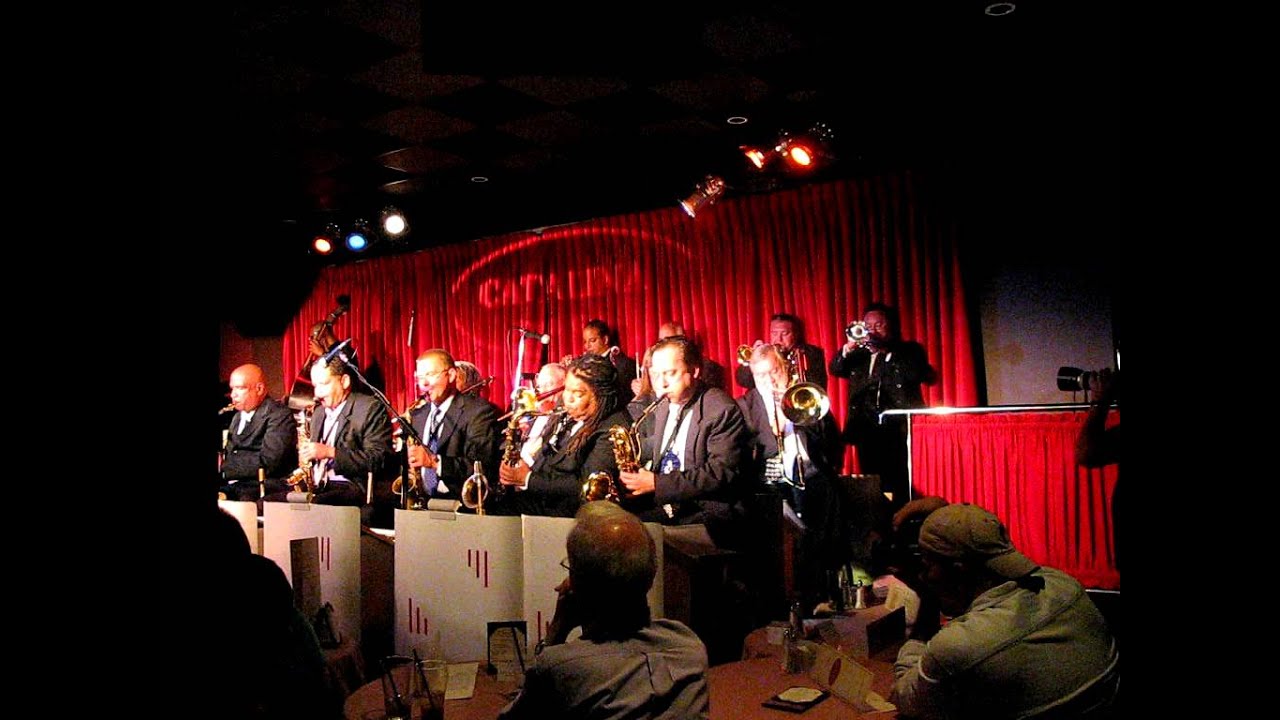 Ron Barrows plays "Carlos" with the Gerald Wilson Orchestra - YouTube