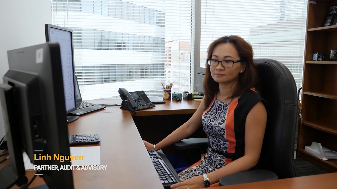 Linh Nguyen | Audit Accountant Toronto | Crowe Soberman - YouTube