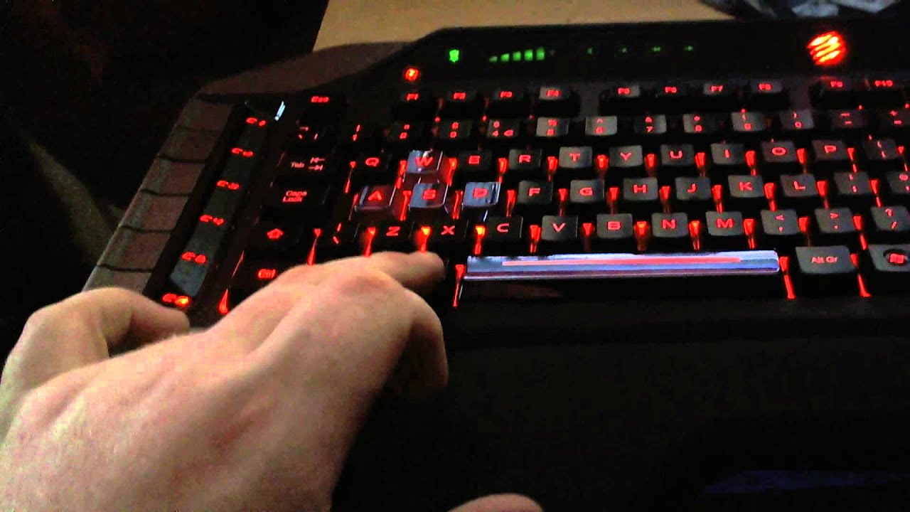 CYBORG V7 gaming keyboard (review) with commentary. - YouTube