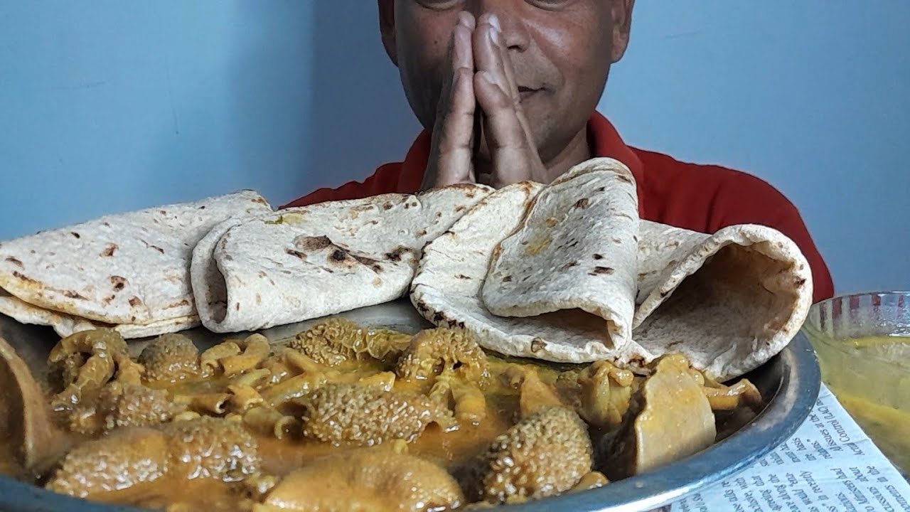 MUTTON BOTTI CURY & MUTTON ROTI CHAPATI EATING [ SPICY MUTTON CURY ...