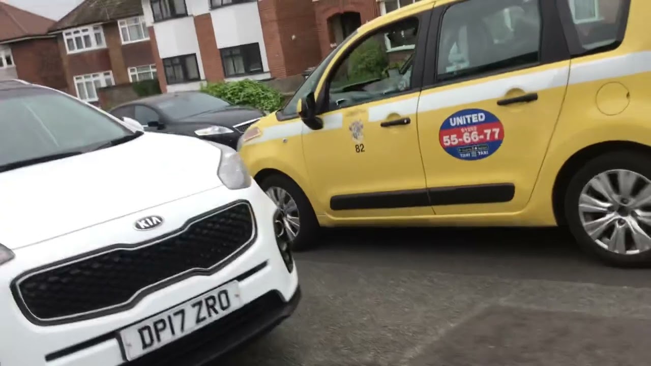 United Taxis passing the Bournemouth area - YouTube