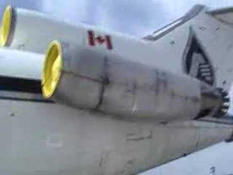 727 walk around - YouTube