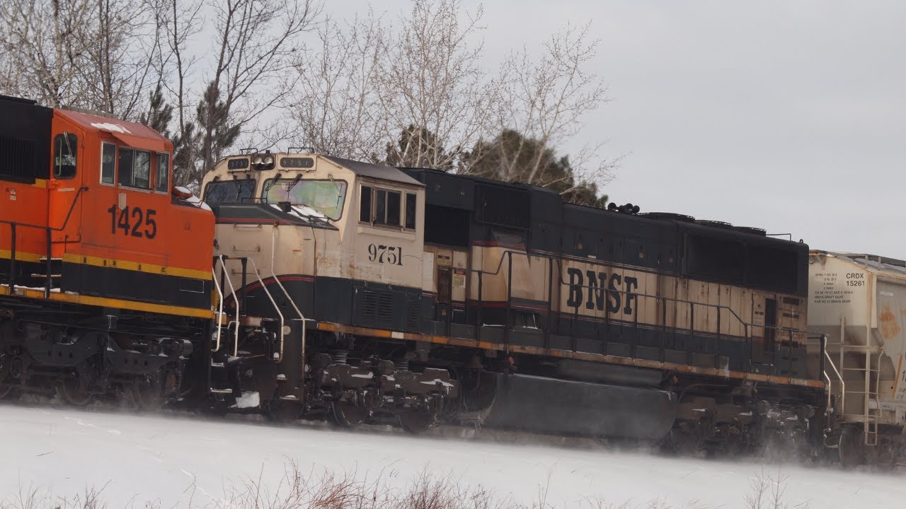 BN Executive Unit & More on BNSF's Hinckley Subdivision - YouTube