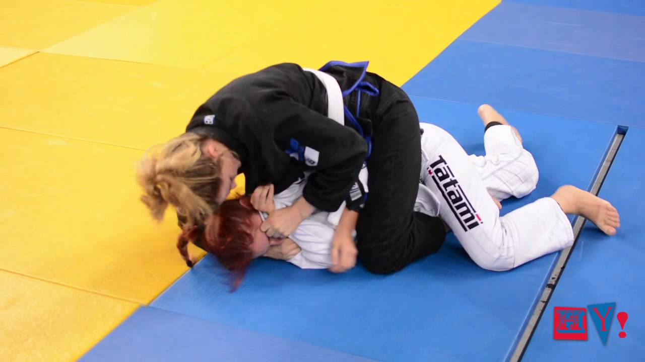 Ioanna Kaloudi v Stephanie Cram - Greece National Pro 2015 - YouTube