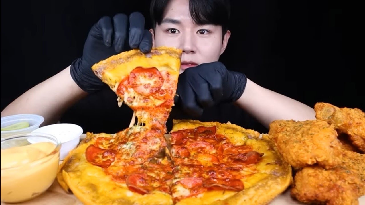 This is the best ASMR video || Eating pepperoni cheesy pizza and fried ...