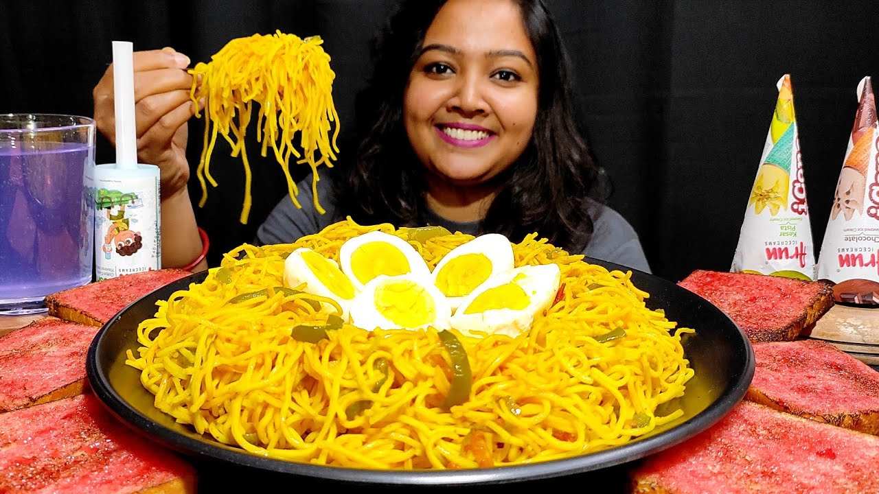 Eating Veg Chowmein, Ice cream, Bread Jam, Blue tea | Mukbang ASMR Noodles | PP Eats - YouTube