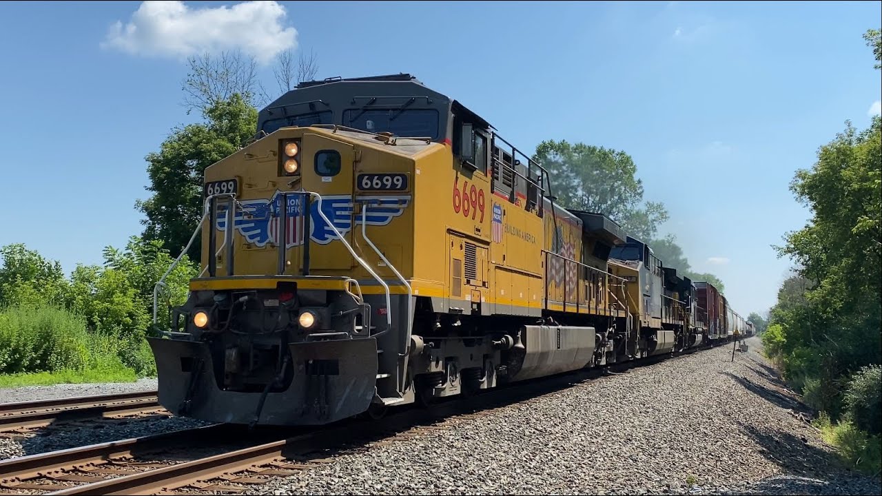 UP 6699 Returns West On CSX M363! Great P5 Horn!!!! Centerport (7/20/22 ...