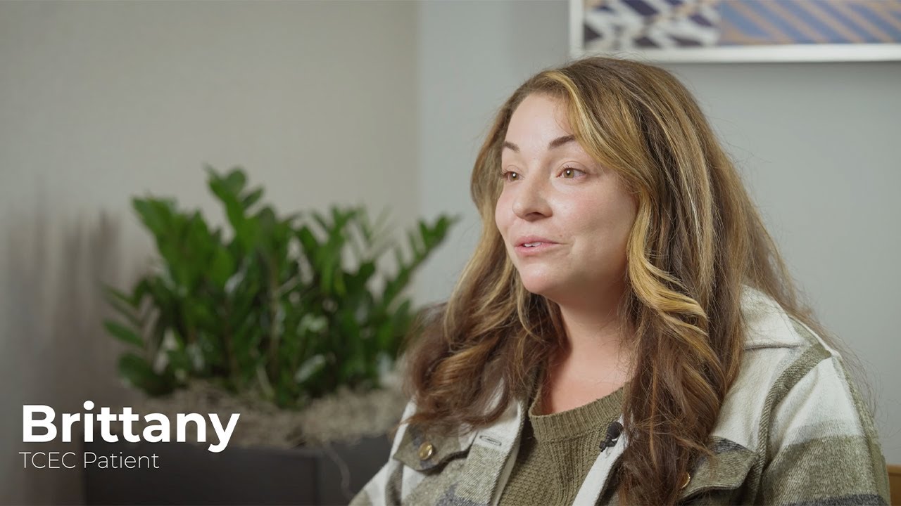 Real LASIK Stories: How a Local Hairstylist Cut Out Contact Lenses ...