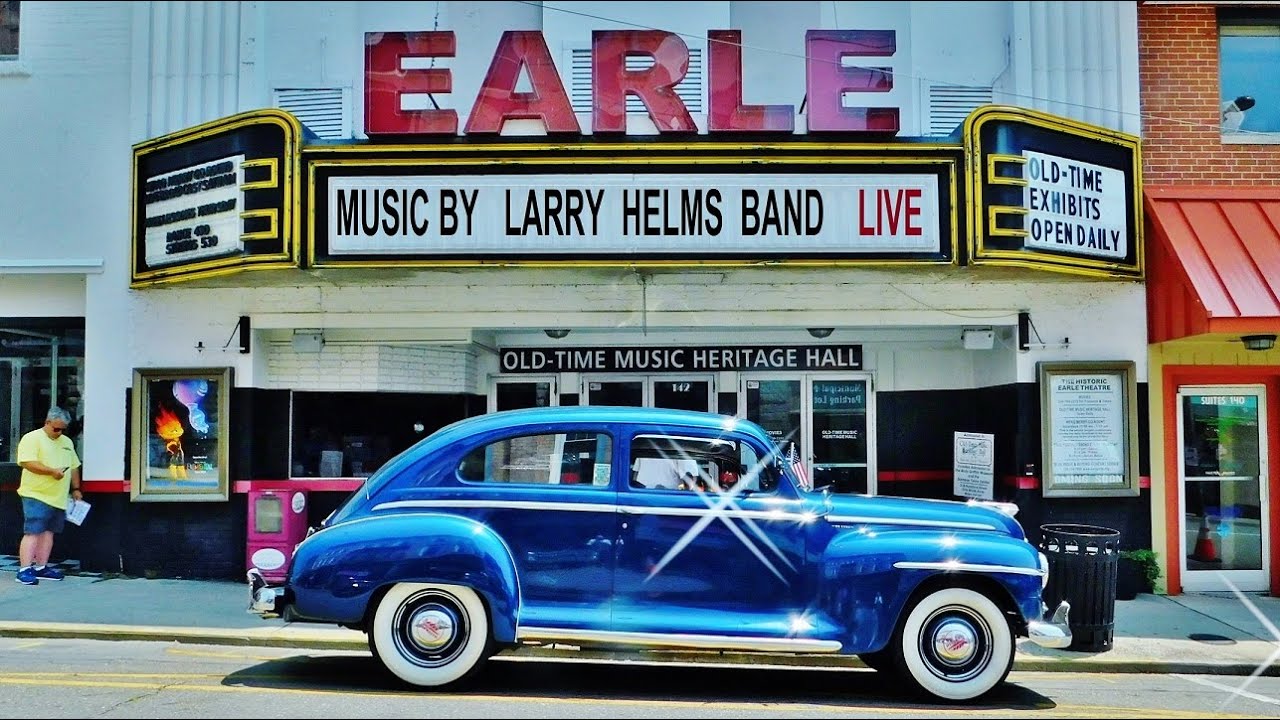 Mt. Airy, NC Mayberry cruise in June 18, 2023 Larry Helms Band - YouTube