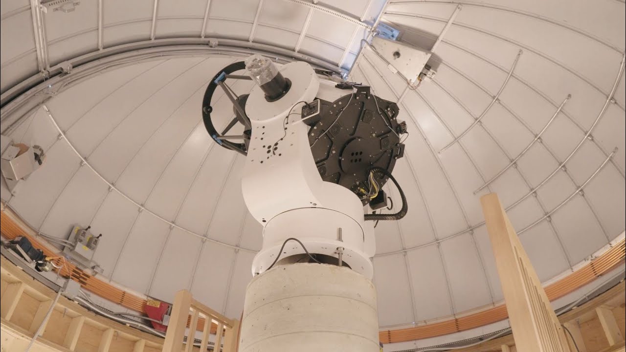 Exeter Academy PlaneWave Instruments CDK700 Install - YouTube