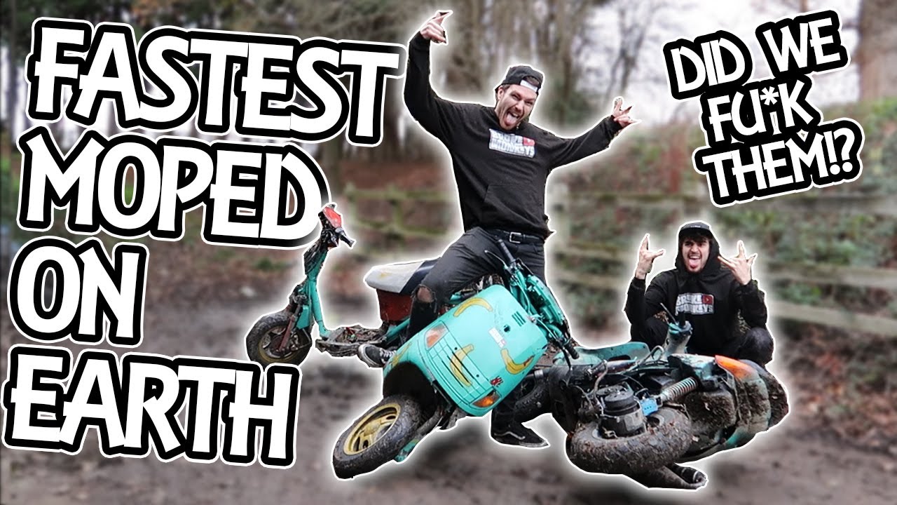 Drifting mopeds in the mud ! - YouTube
