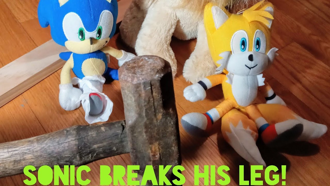 SONIC BREAKS HIS LEG - YouTube