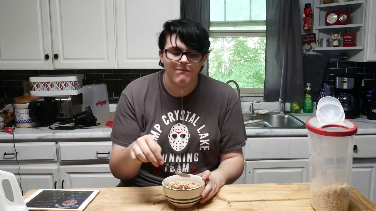 The Brady Bunch Sunshine day featuring Alex - YouTube