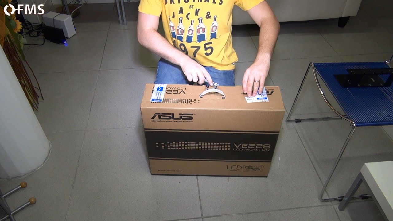 Asus VE228: Unboxing | Esclusiva italiana - YouTube