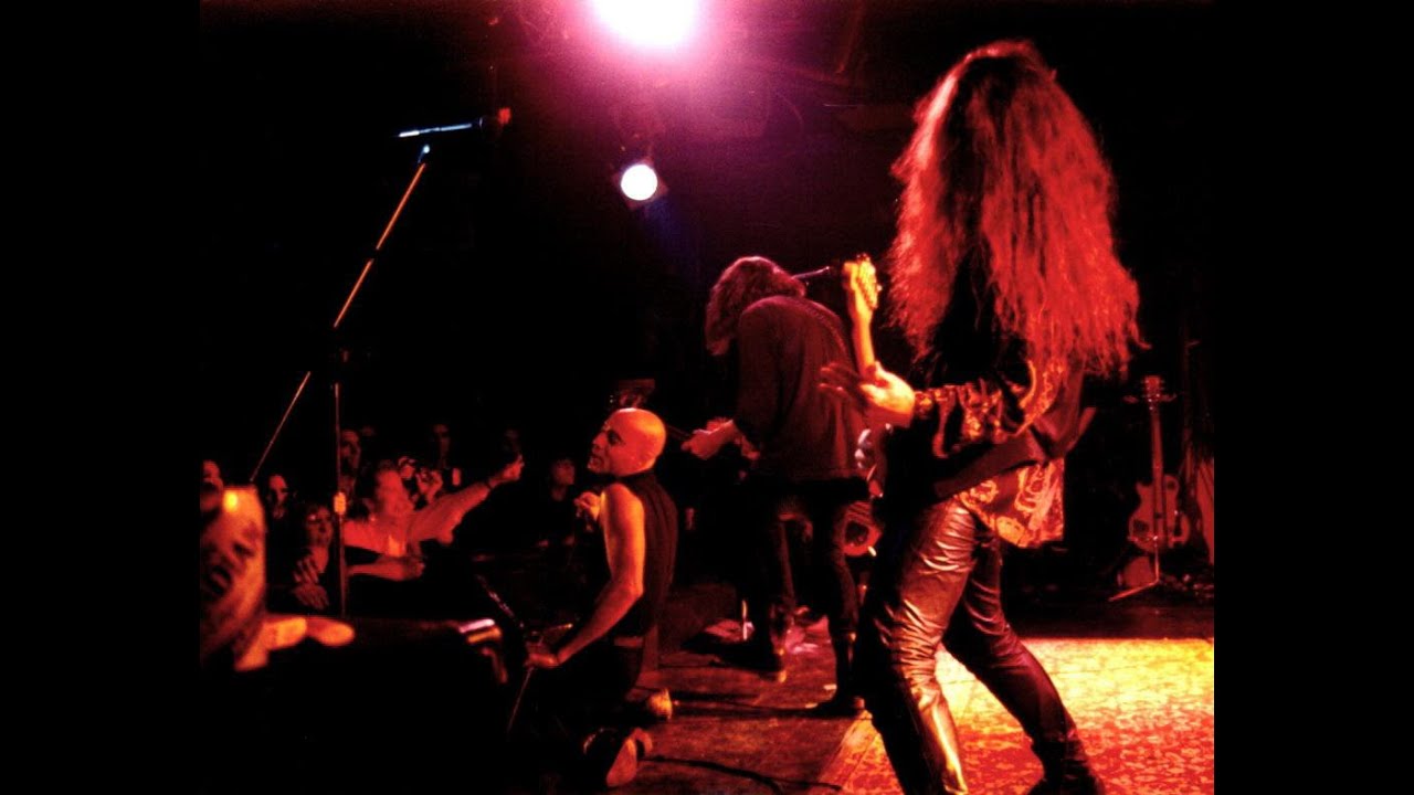 SLASH PUPPET - "Rippin' On A Wishbone" (LIVE) - YouTube